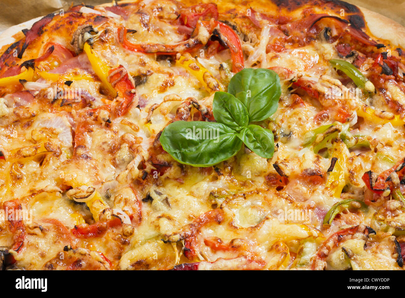 Pizza full view hi-res stock photography and images - Alamy