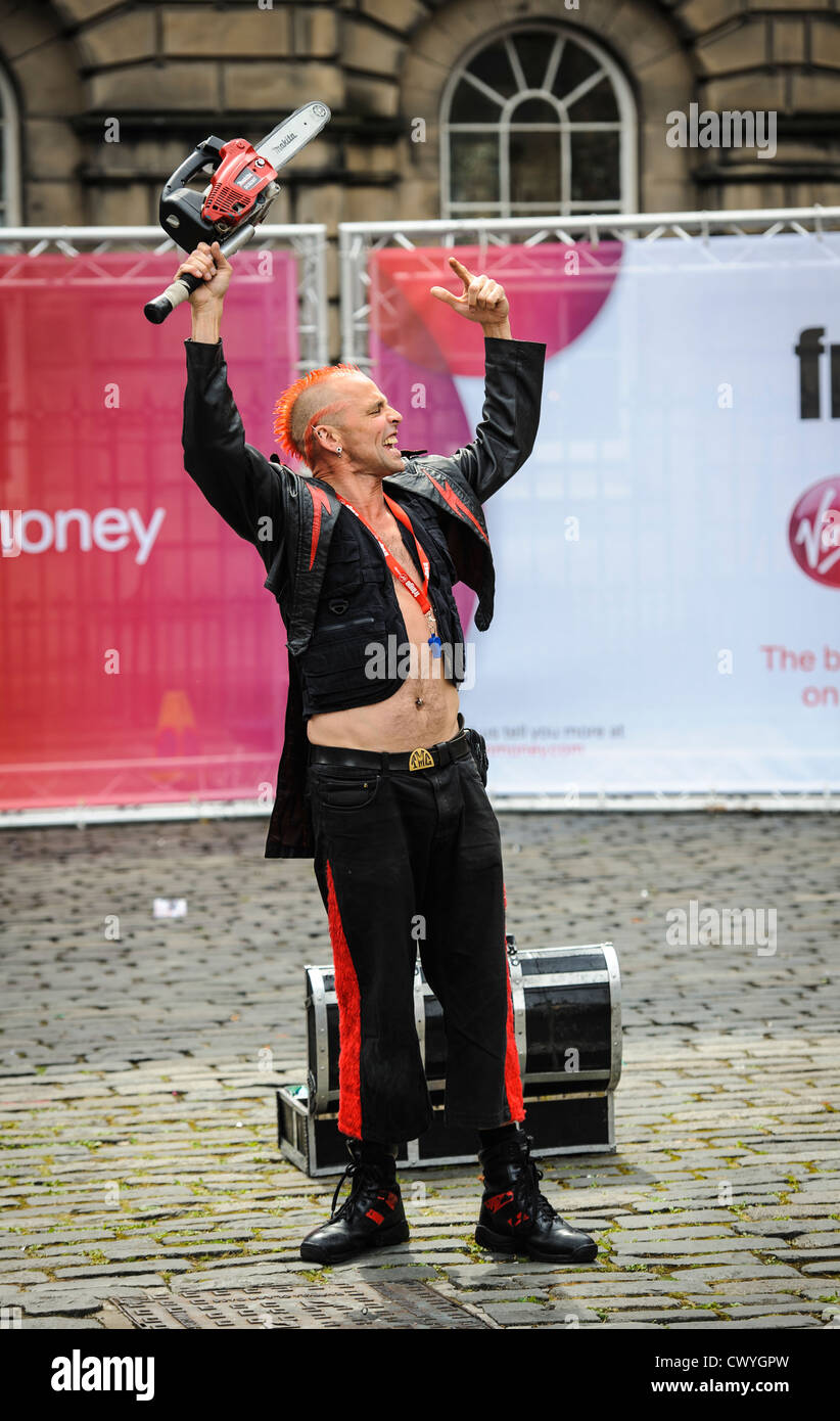 A Fringe Performer entertains the crowd and advertises their Fringe ...