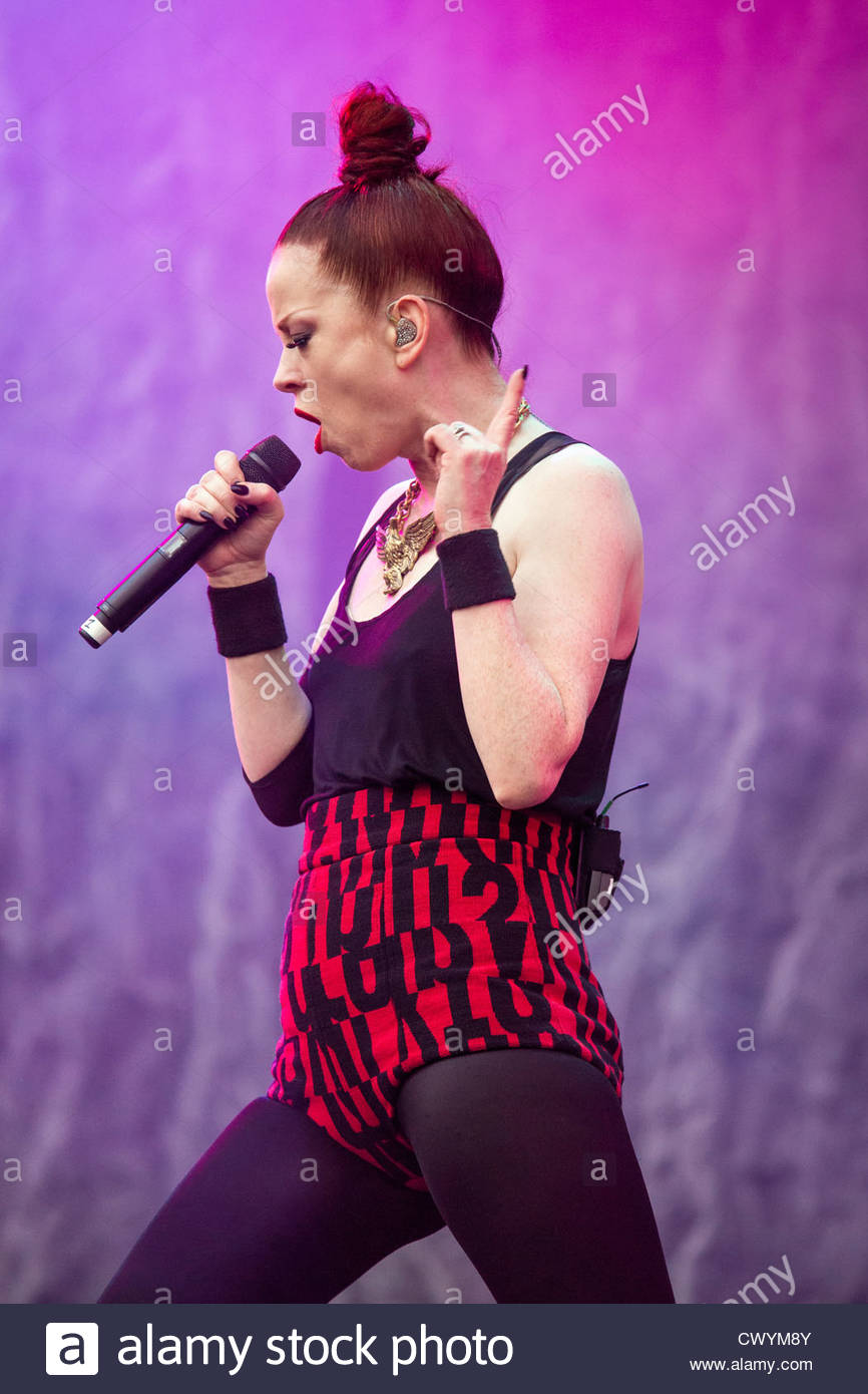 Shirley Manson High Resolution Stock Photography and Images - Alamy