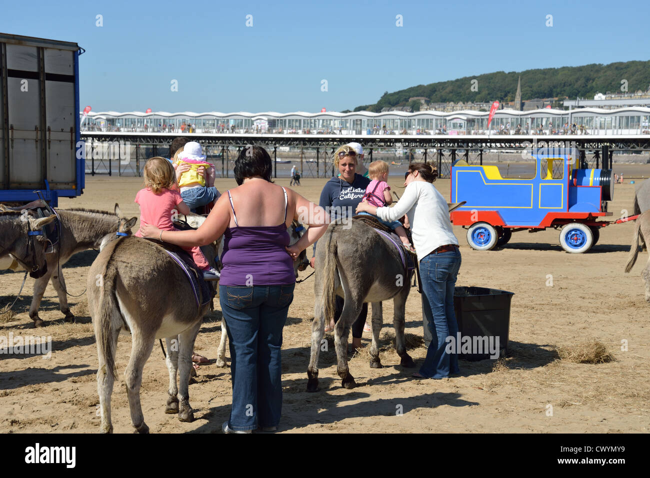 Seaside donkey rides historical hi-res stock photography and images - Alamy