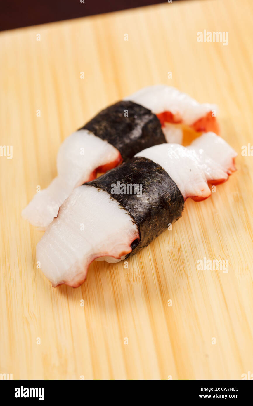 Octopus nigiri hi-res stock photography and images - Alamy