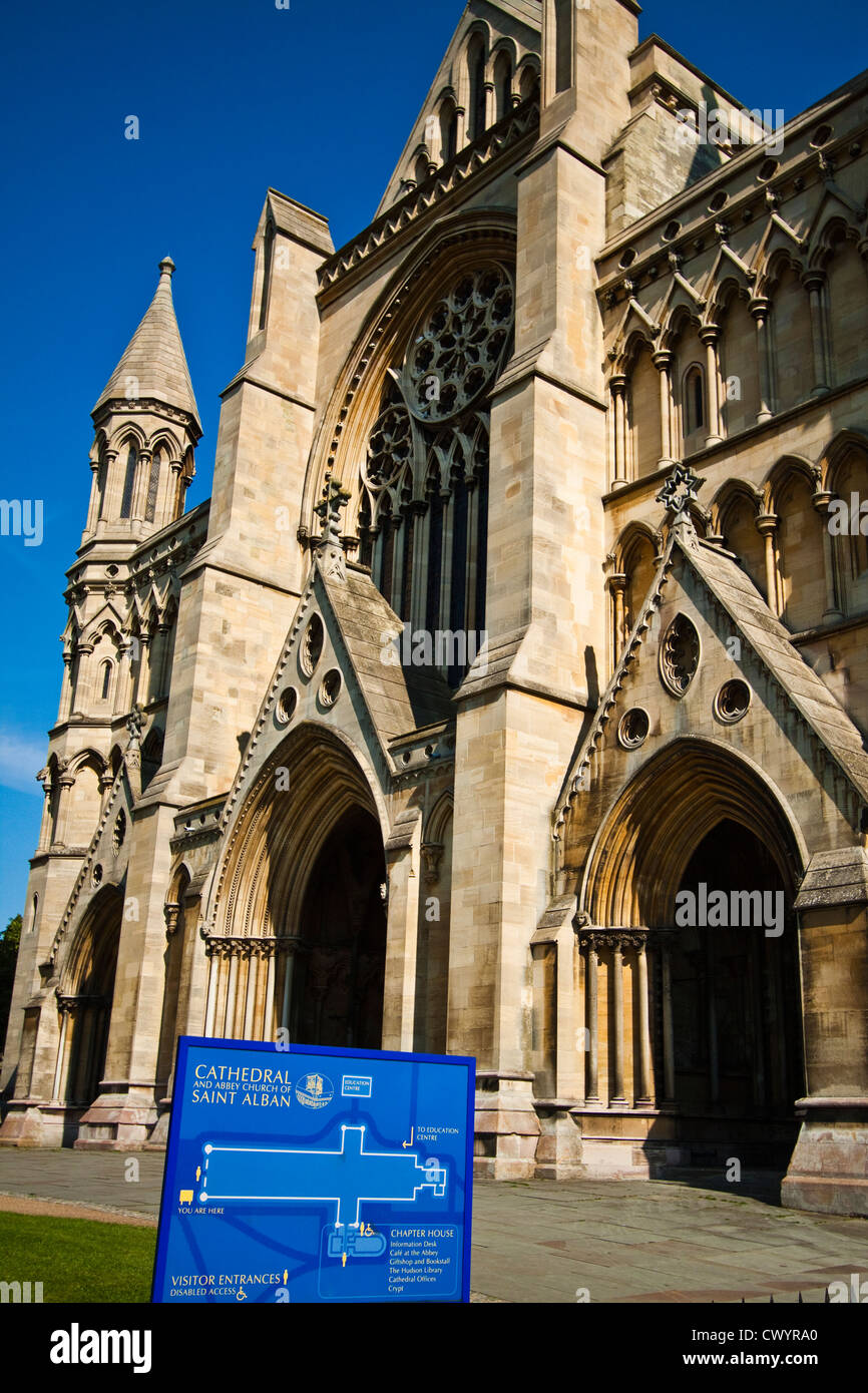 Abbey christian church religion hi-res stock photography and images - Alamy