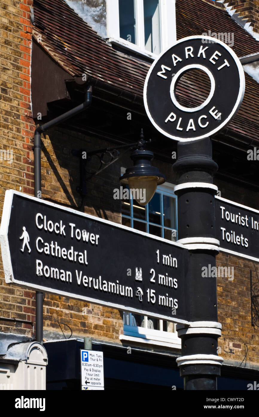 St albans street sign hi-res stock photography and images - Alamy