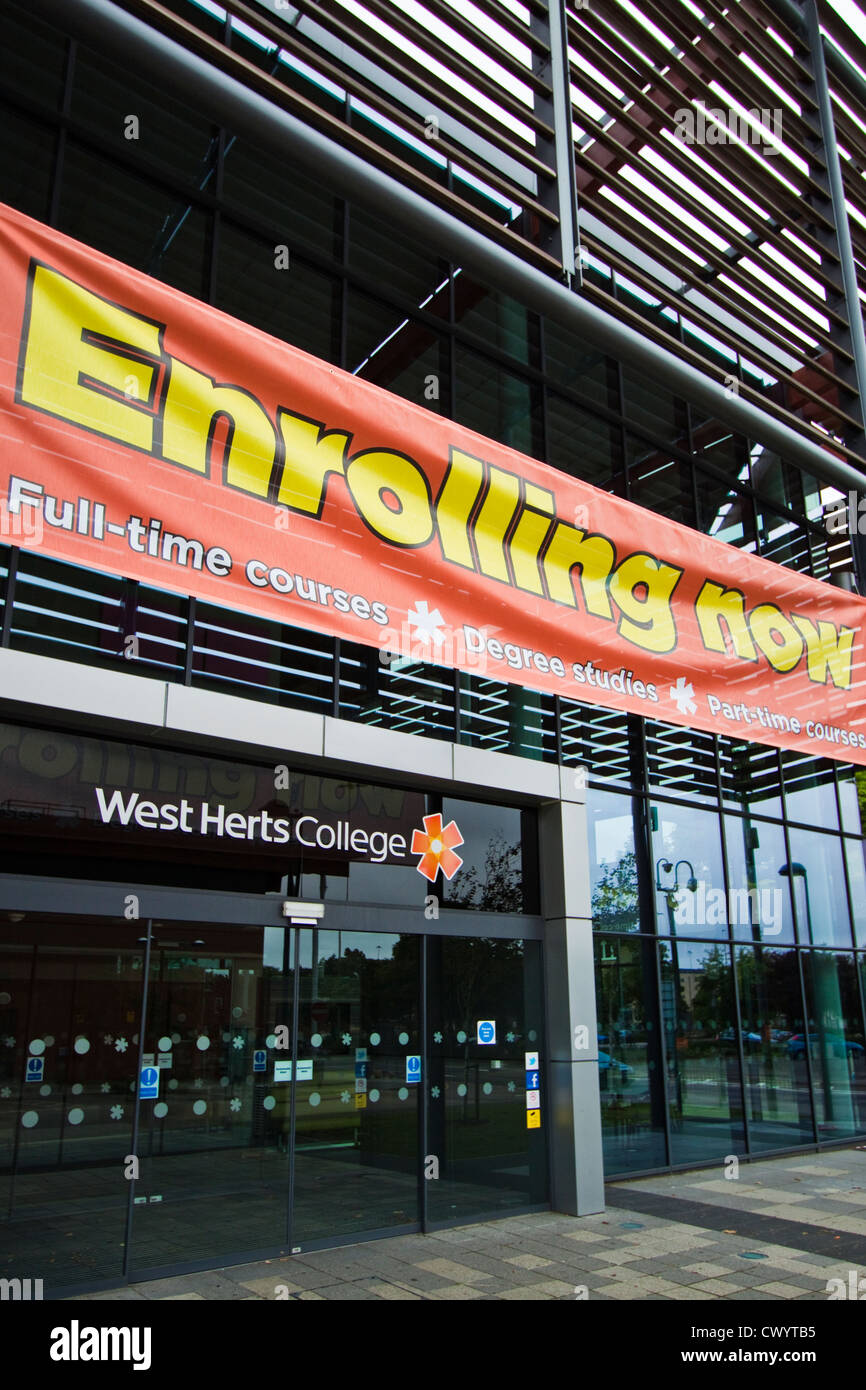 West Herts College Watford Campus Stock Photo - Alamy