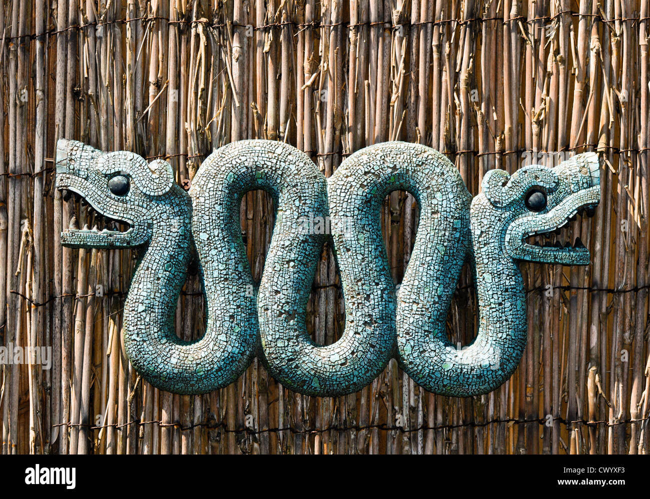 Aztec symbol hi-res stock photography and images - Alamy