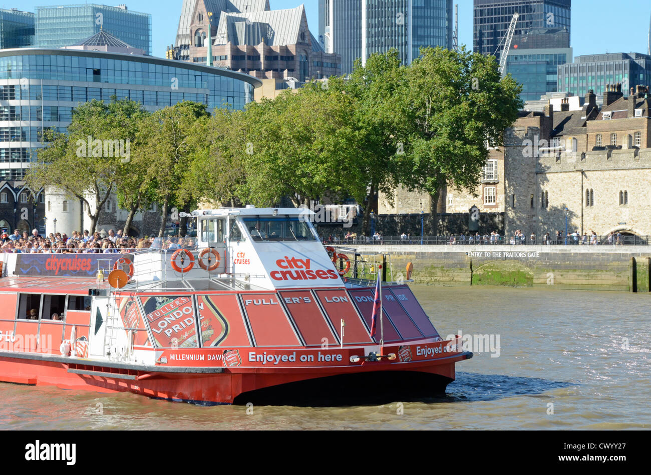 River cruiser river thames greenwich hi-res stock photography and ...