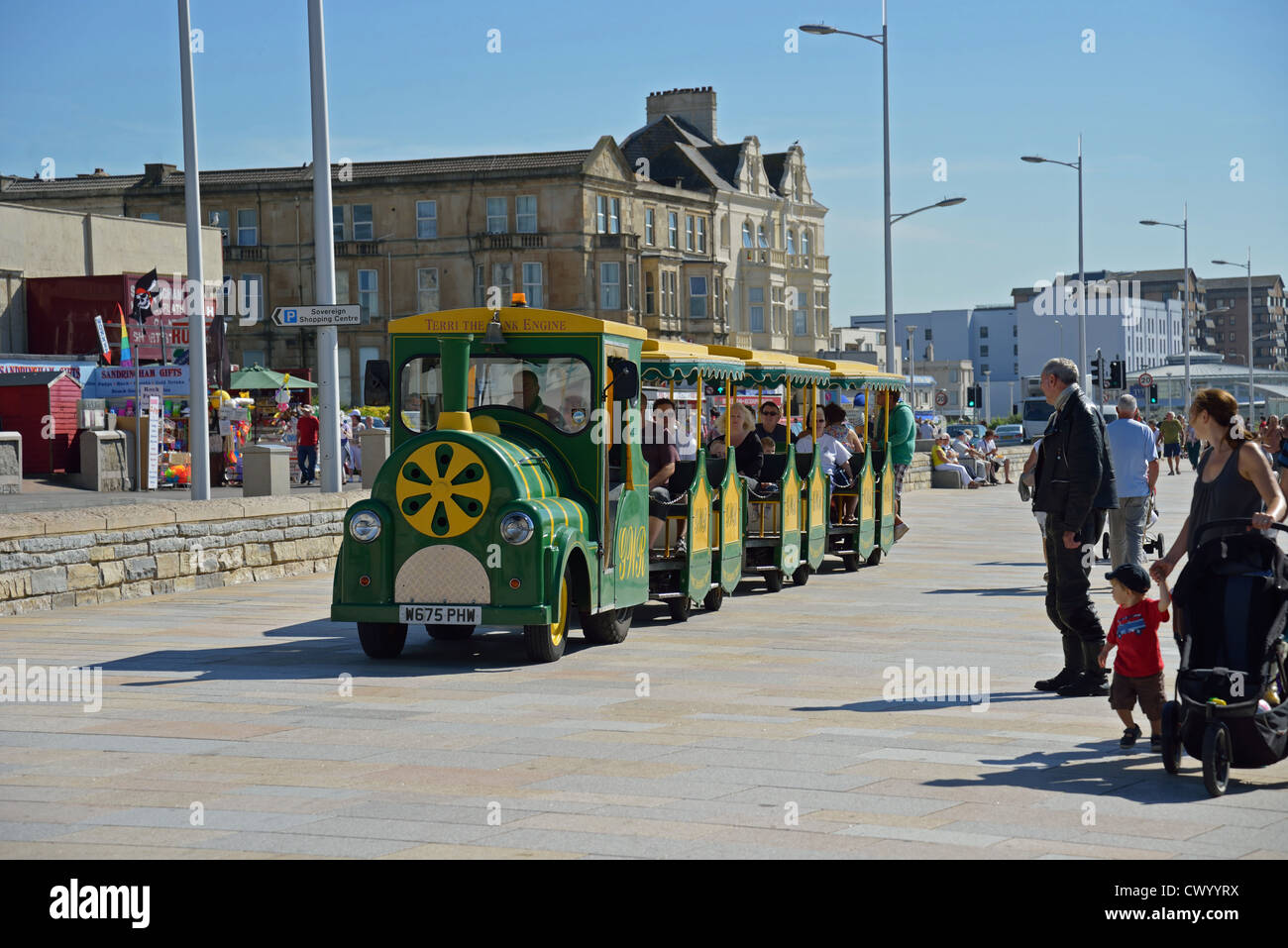 GWR electric promenade train on Marine Parade, Weston-Super-Mare ...