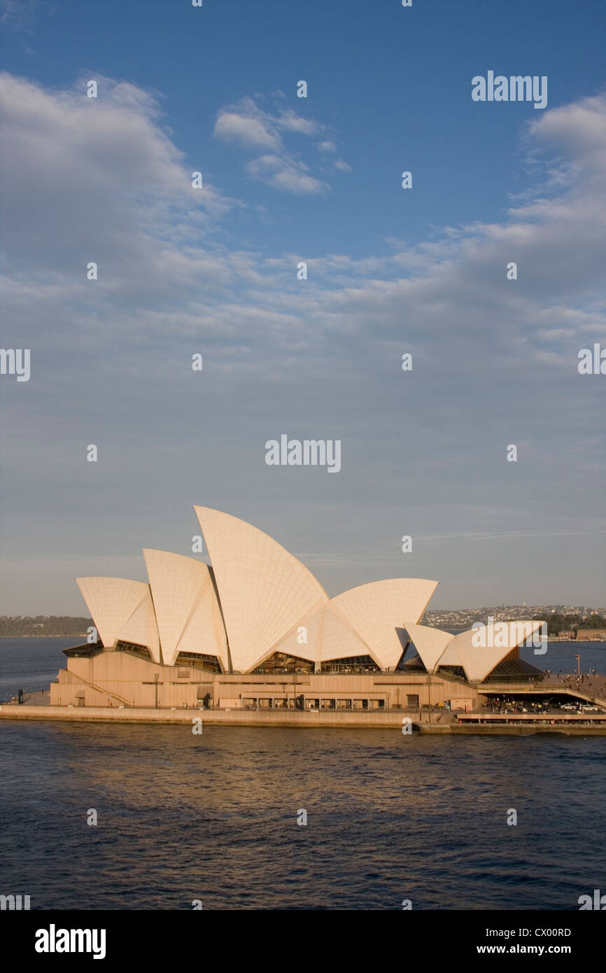 Australian famous landmarks and buildings hi-res stock photography and ...