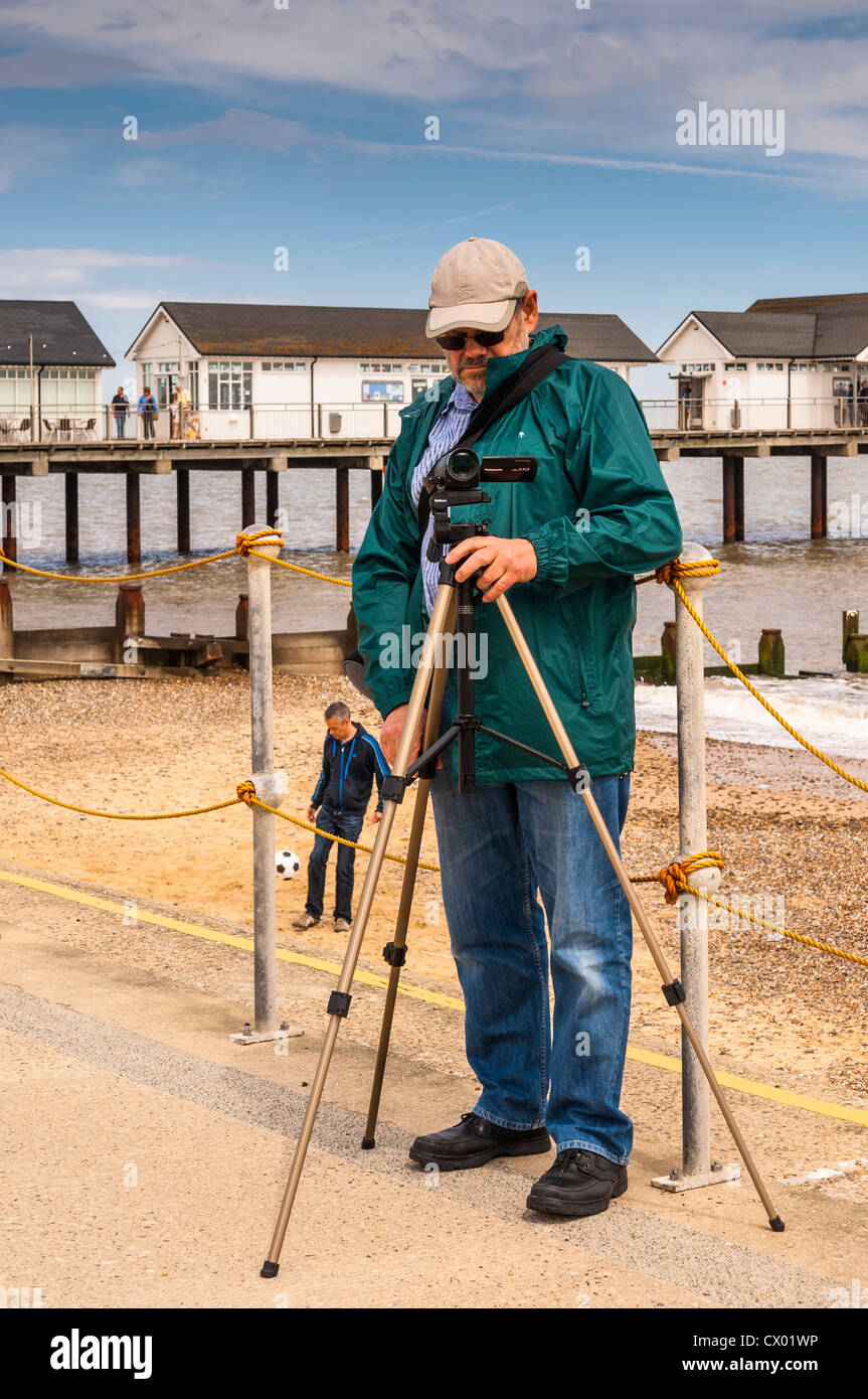 Vertical video camera on tripod hi-res stock photography and images - Alamy