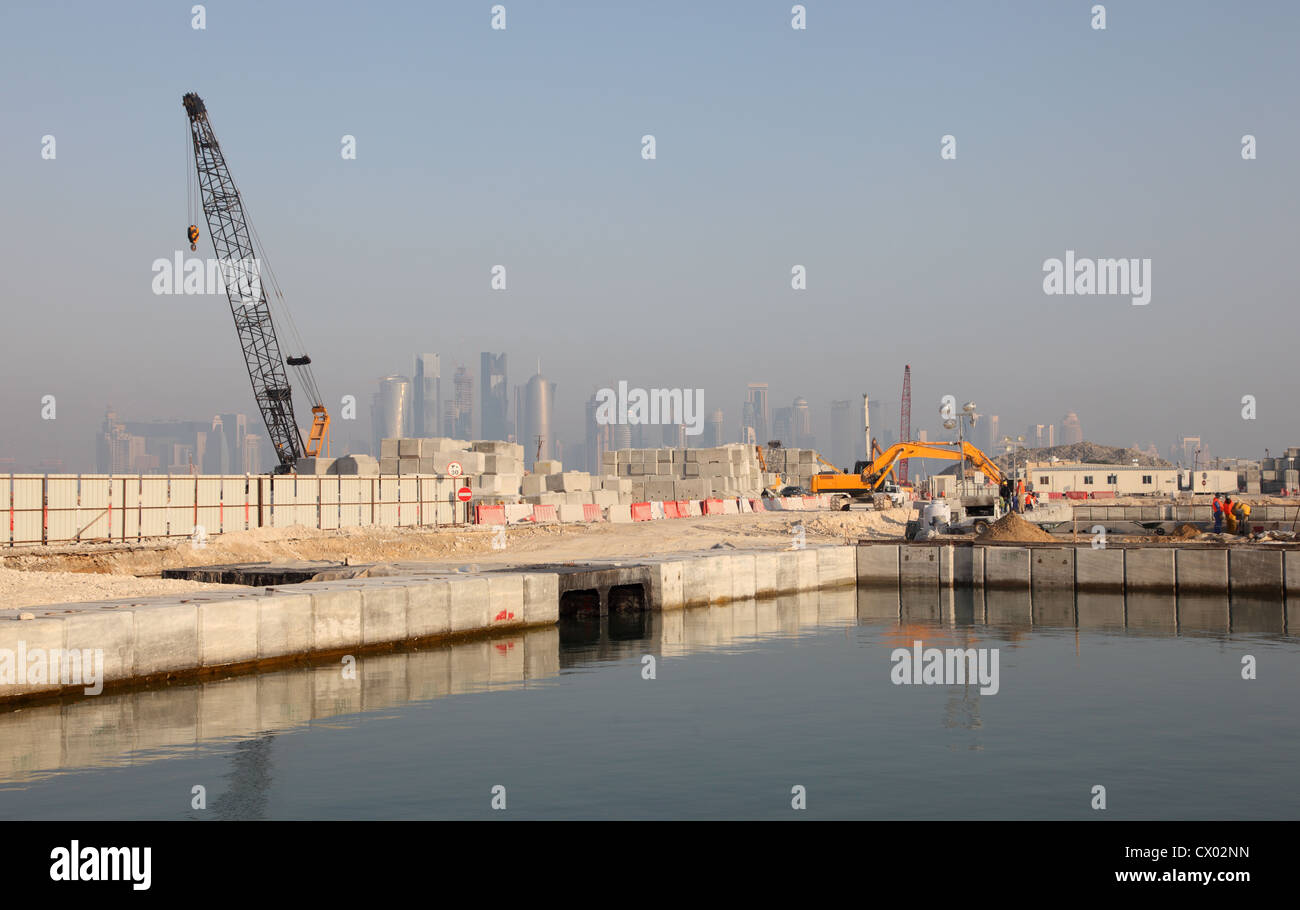 Construction site in Doha, Qatar, Middle East Stock Photo - Alamy
