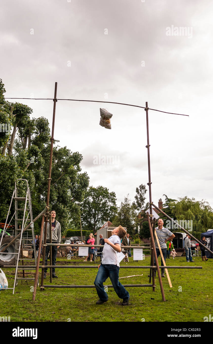 Village fair games hi-res stock photography and images - Alamy
