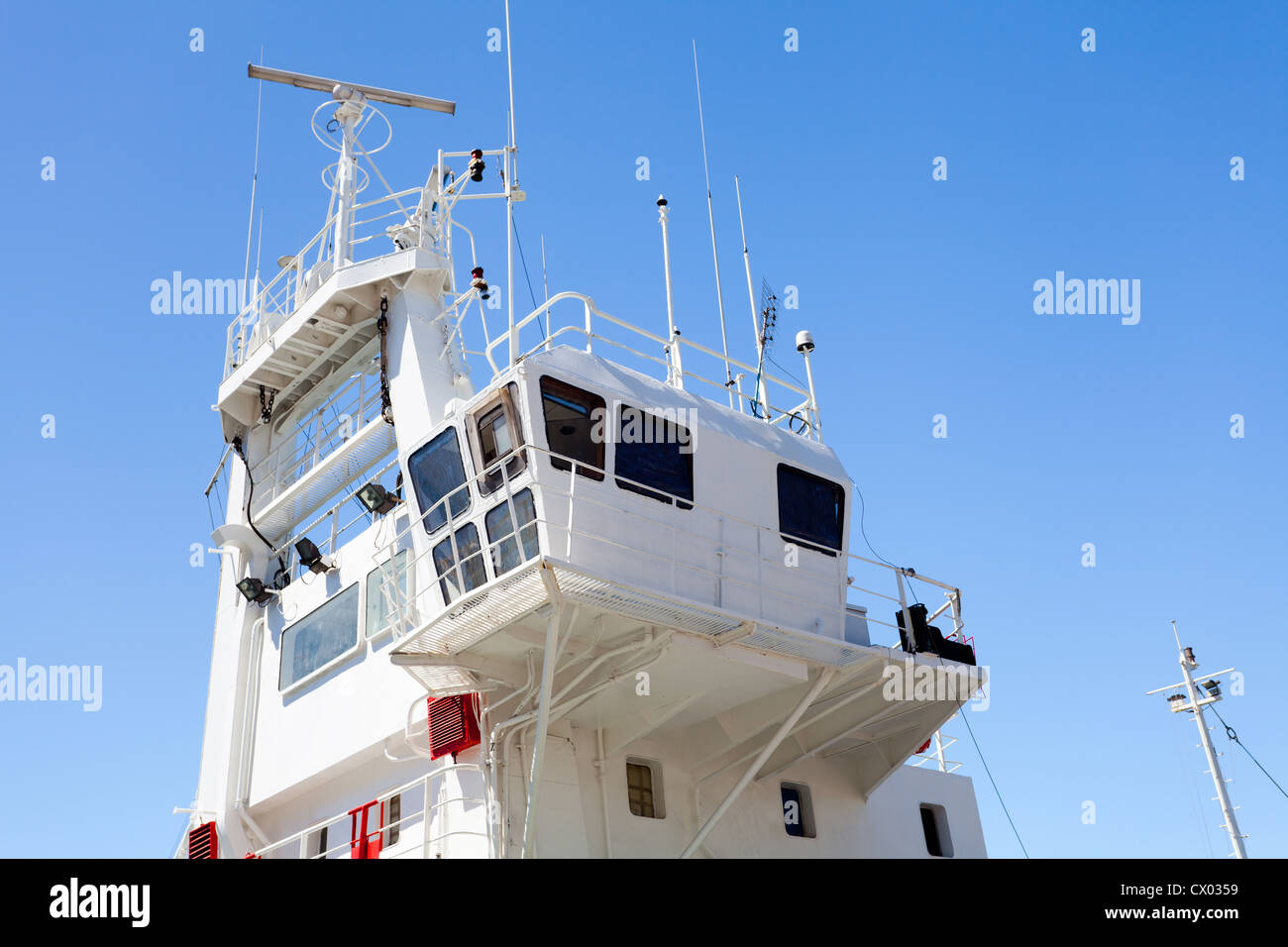 Shipping technology antenna vessel hi-res stock photography and images ...