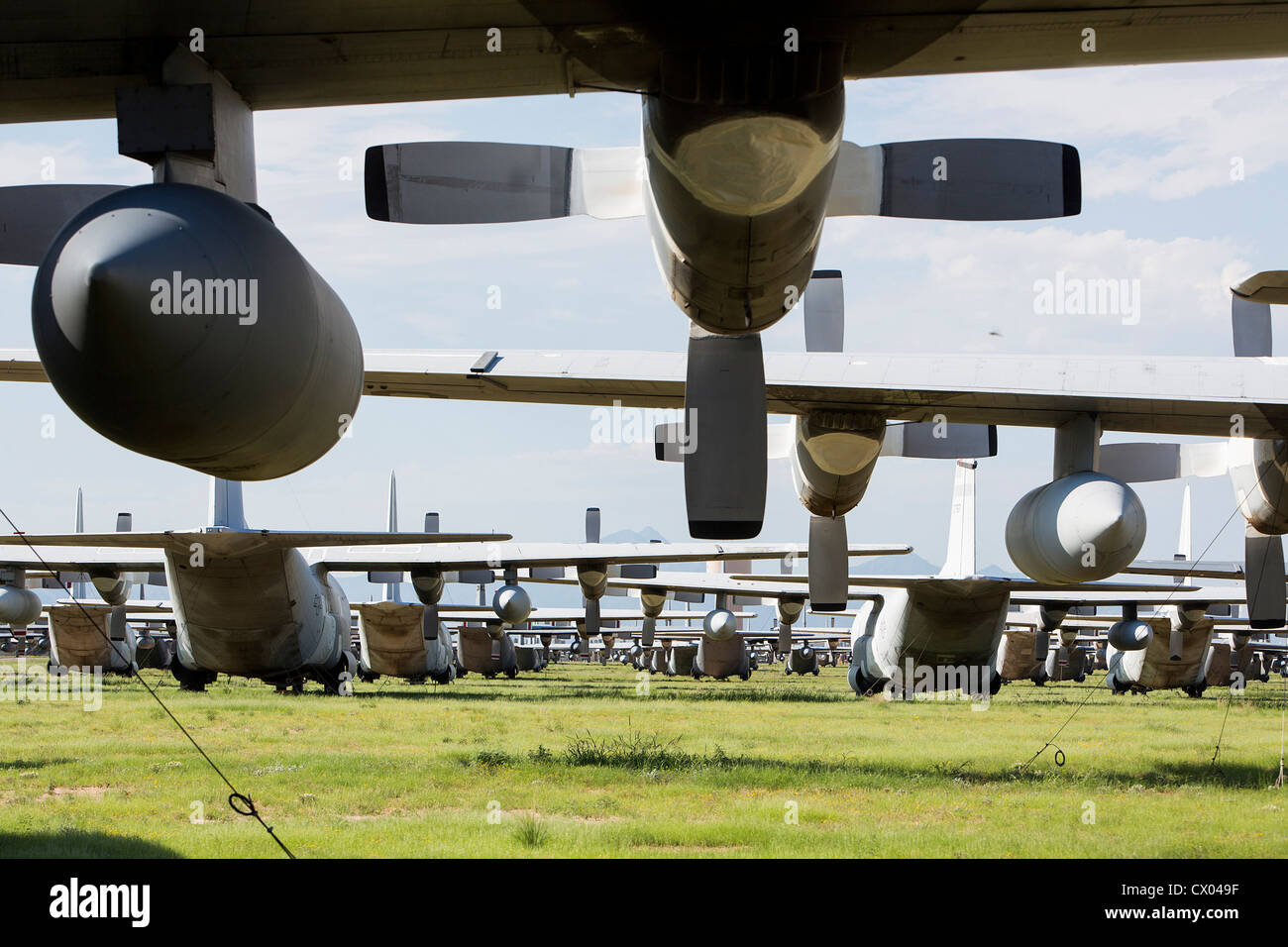 C 130 hercules cargo plane hi-res stock photography and images - Alamy