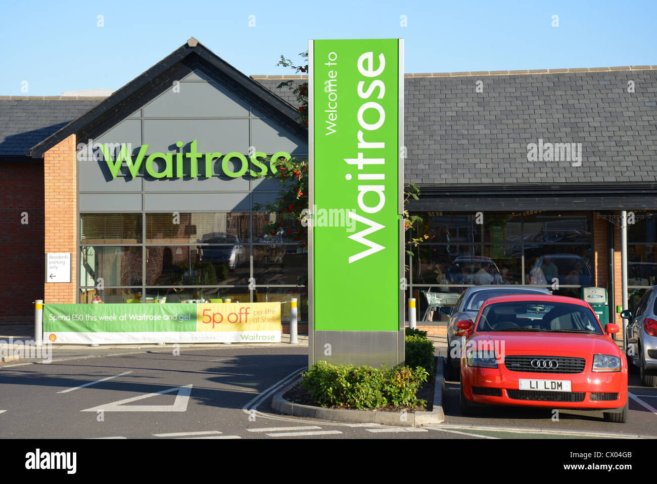 Waitrose supermarket, High Street, Wellington, Somerset, England ...