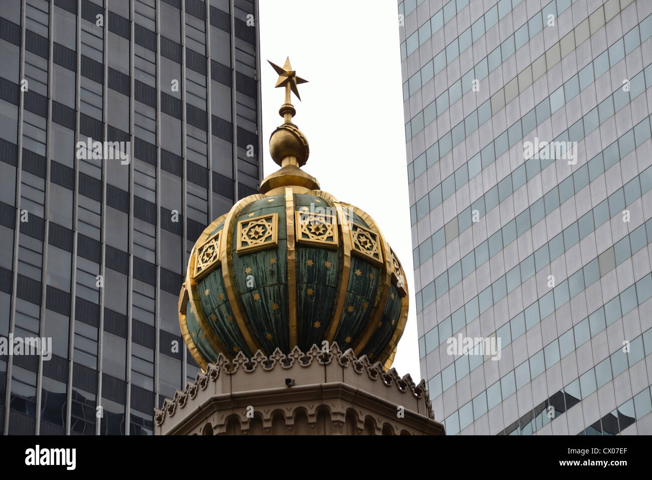 The Central Synagogue (roof detail) in Manhattan, New York, U.S.A Stock ...