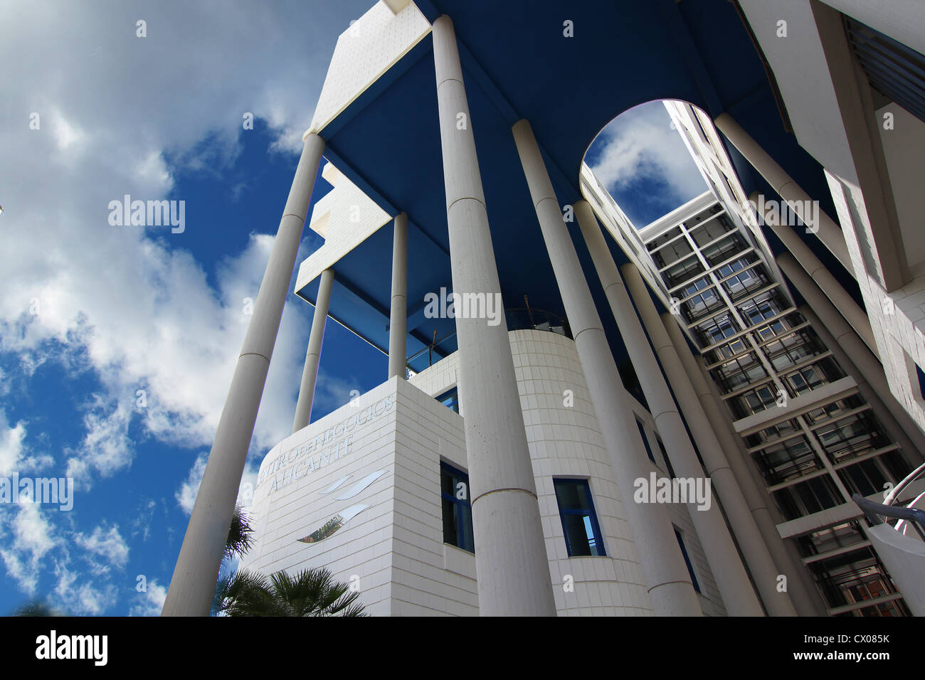Tower with curved architecture hi-res stock photography and images - Alamy
