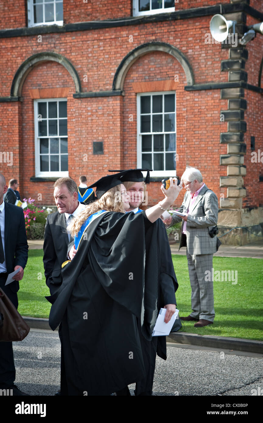Graduate students uk cap hi-res stock photography and images - Alamy