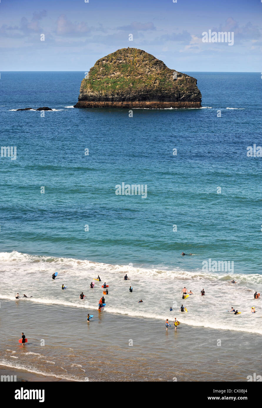Gull rock trebarwith strand hi-res stock photography and images - Alamy
