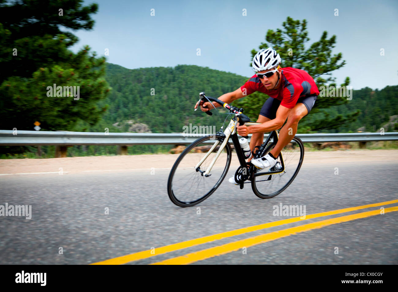 Rounding a bend or corner hi-res stock photography and images - Alamy