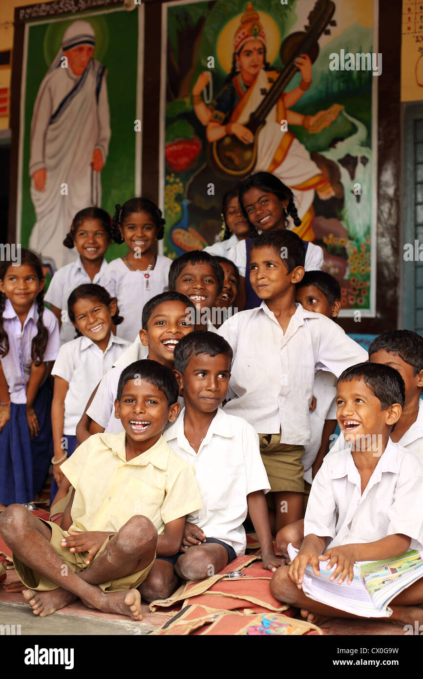 Indian School Girls Class Room Stock Photos & Indian School Girls Class ...