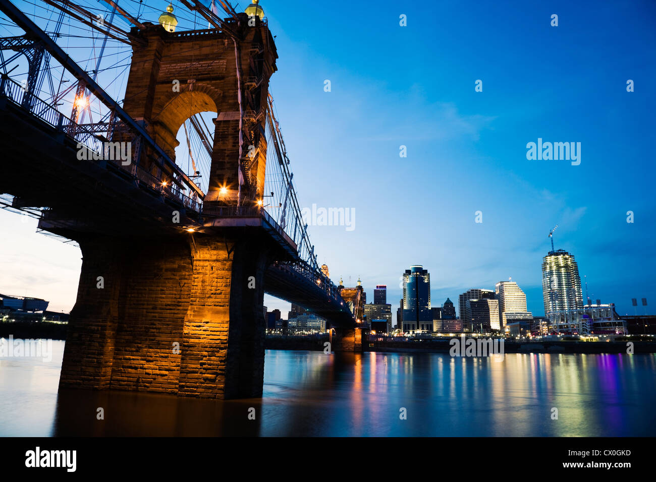 Cincinnati night hi-res stock photography and images - Alamy