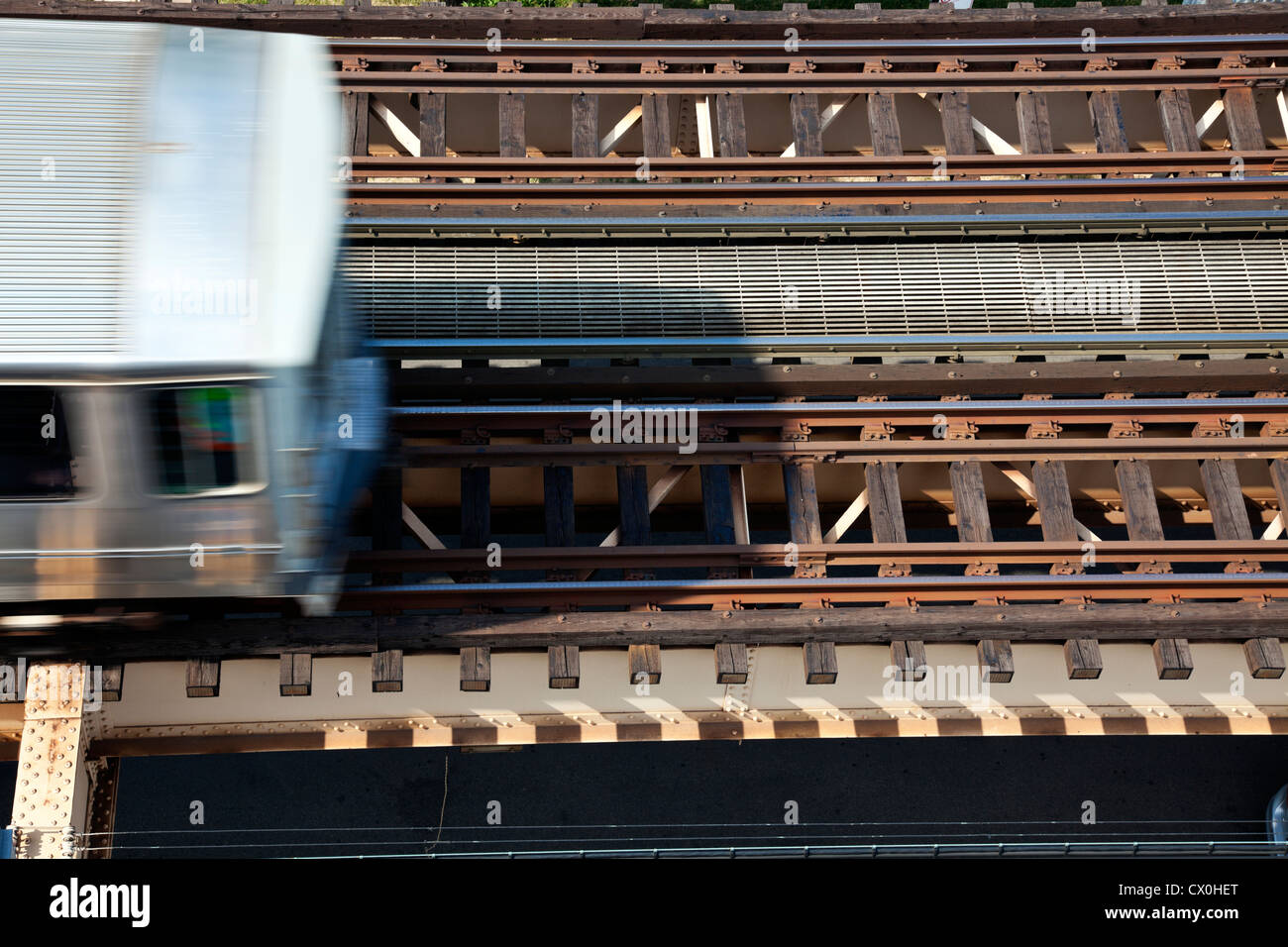 Elevated train hi-res stock photography and images - Alamy