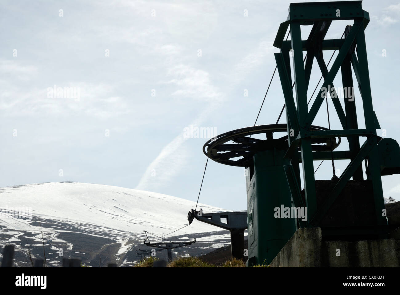 Cairngorm Mountain Ski lift Winding gear Stock Photo - Alamy Cairngorm Mountain Ski lift Winding gear Stock Photo - Alamy