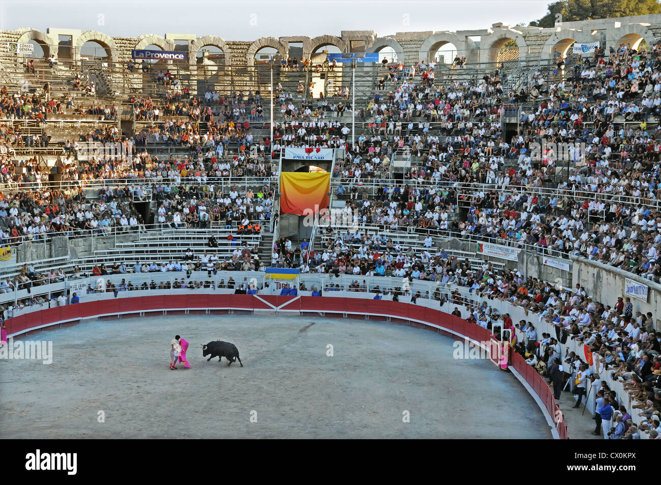 Black bull bullfight hi-res stock photography and images - Alamy