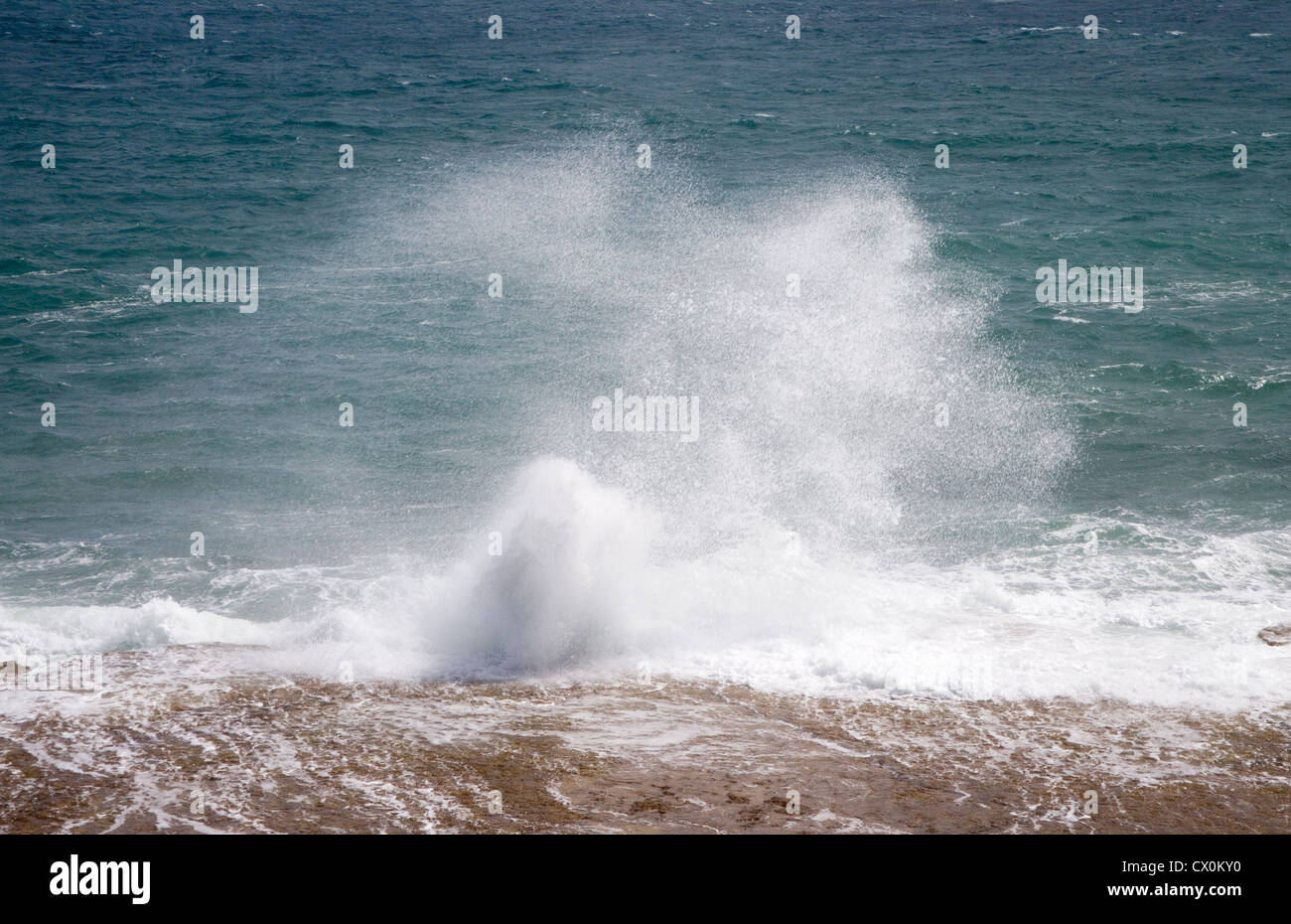 Waves breaking portland bill hi-res stock photography and images - Alamy