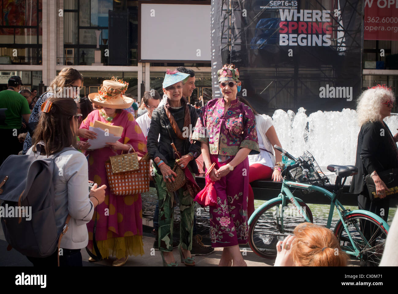Crowds of fashionistas create a fashion scene outside of the Spring ...
