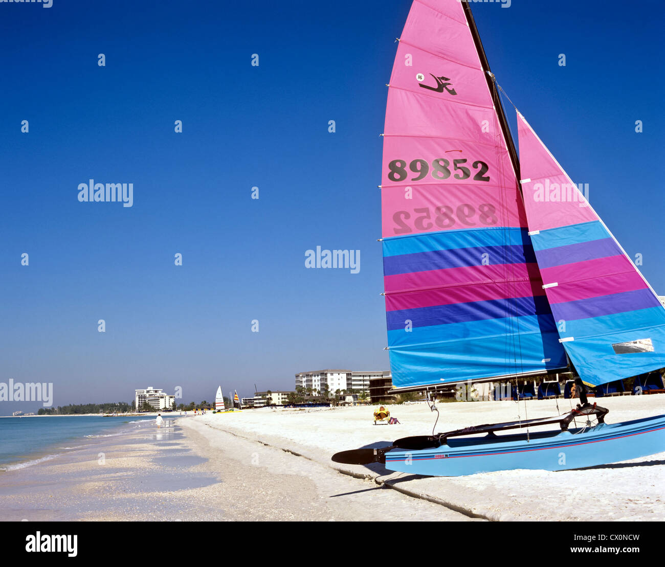 Lido beach hi-res stock photography and images - Alamy