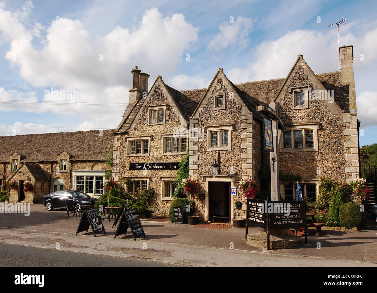 The Colesbourne Inn, Colesbourne, Gloucestershire Stock Photo - Alamy