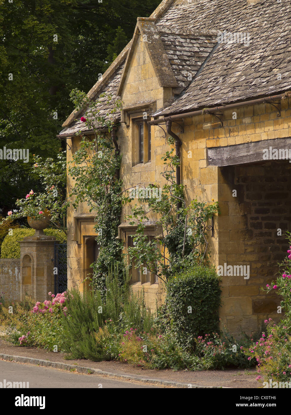 traditional architecture in countryside Stock Photo - Alamy