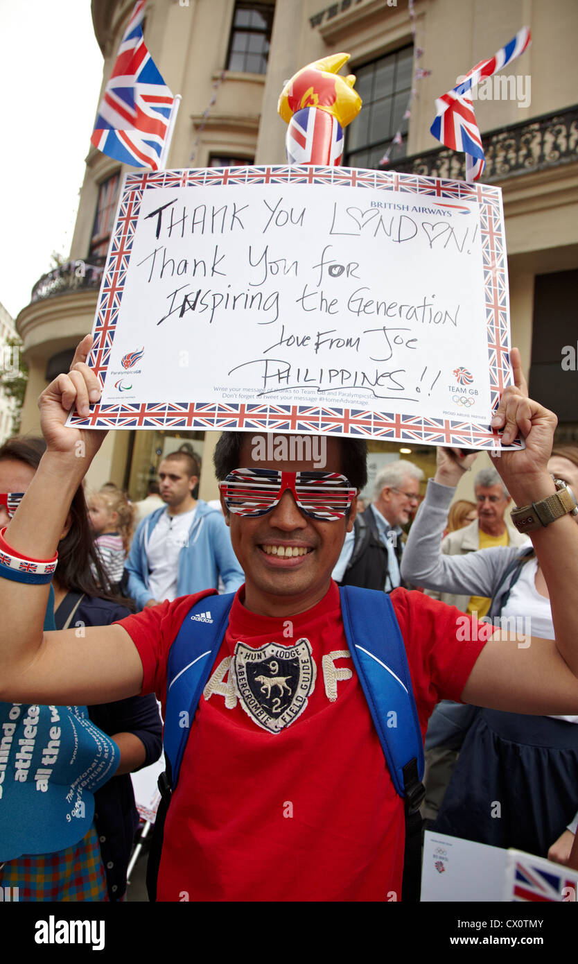 Victory people hi-res stock photography and images - Alamy