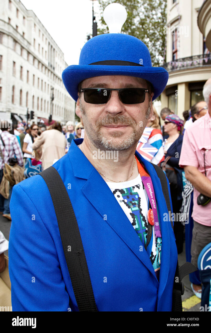 Man athletes victory parade london hi-res stock photography and images ...