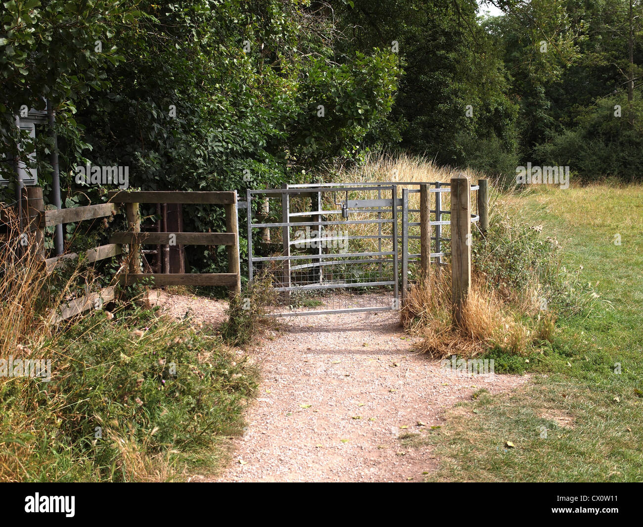 gate and fence in countryside Stock Photo - Alamy
