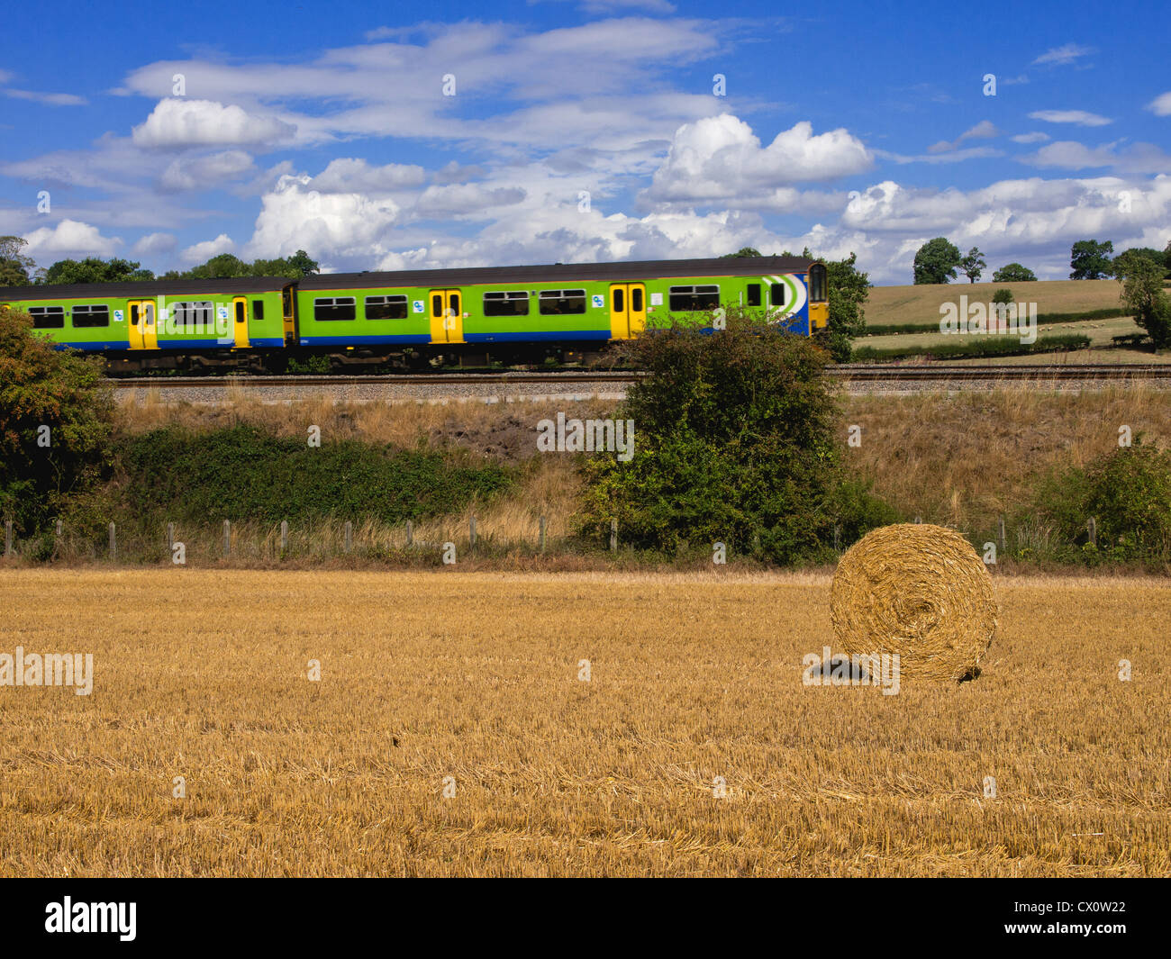 train in countryside Stock Photo - Alamy