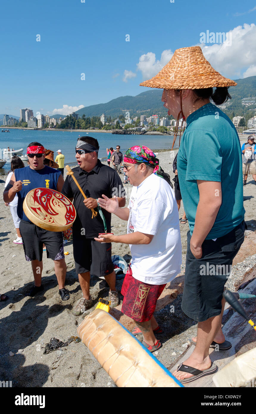 Coast Salish Traditional Canoe High Resolution Stock Photography and ...