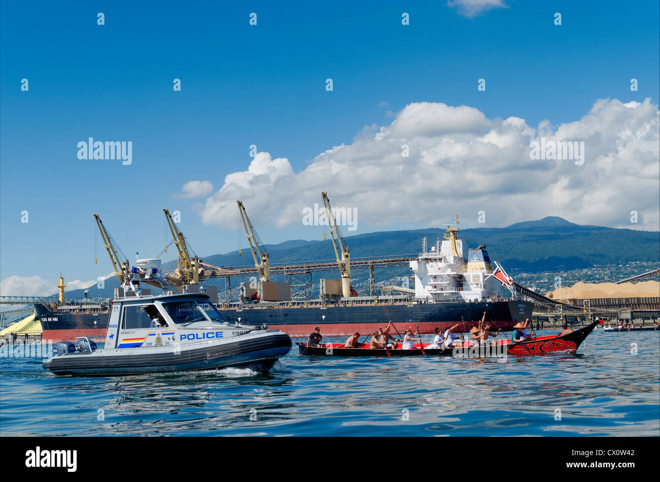 Rcmp boat hi-res stock photography and images - Alamy