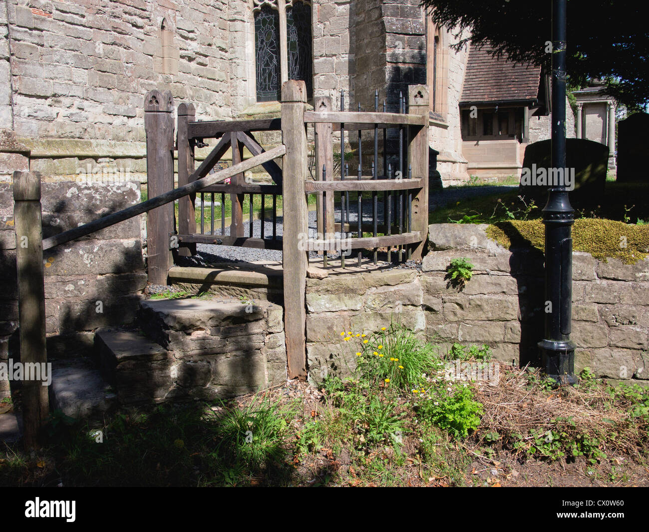 church gate in england Stock Photo - Alamy