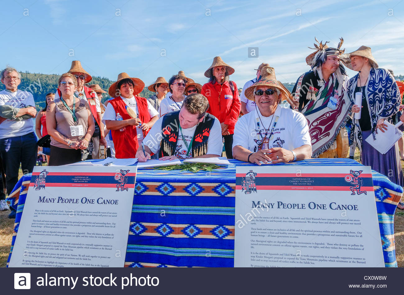 Signing Ceremony Stock Photos & Signing Ceremony Stock Images - Alamy