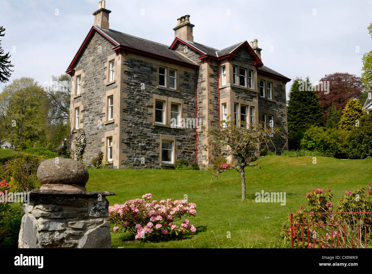 Scottish historic houses hi-res stock photography and images - Alamy