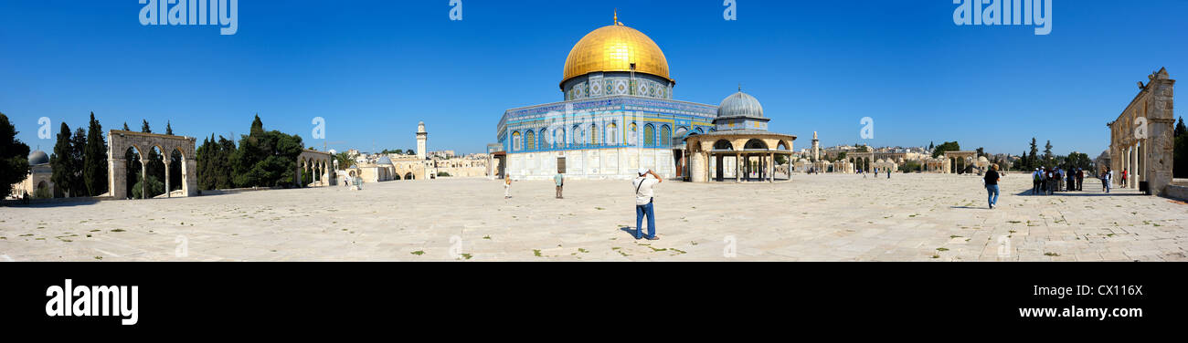 Panorama of Temple Mount, Dome of the Rock and El Aqsa Mosque in ...
