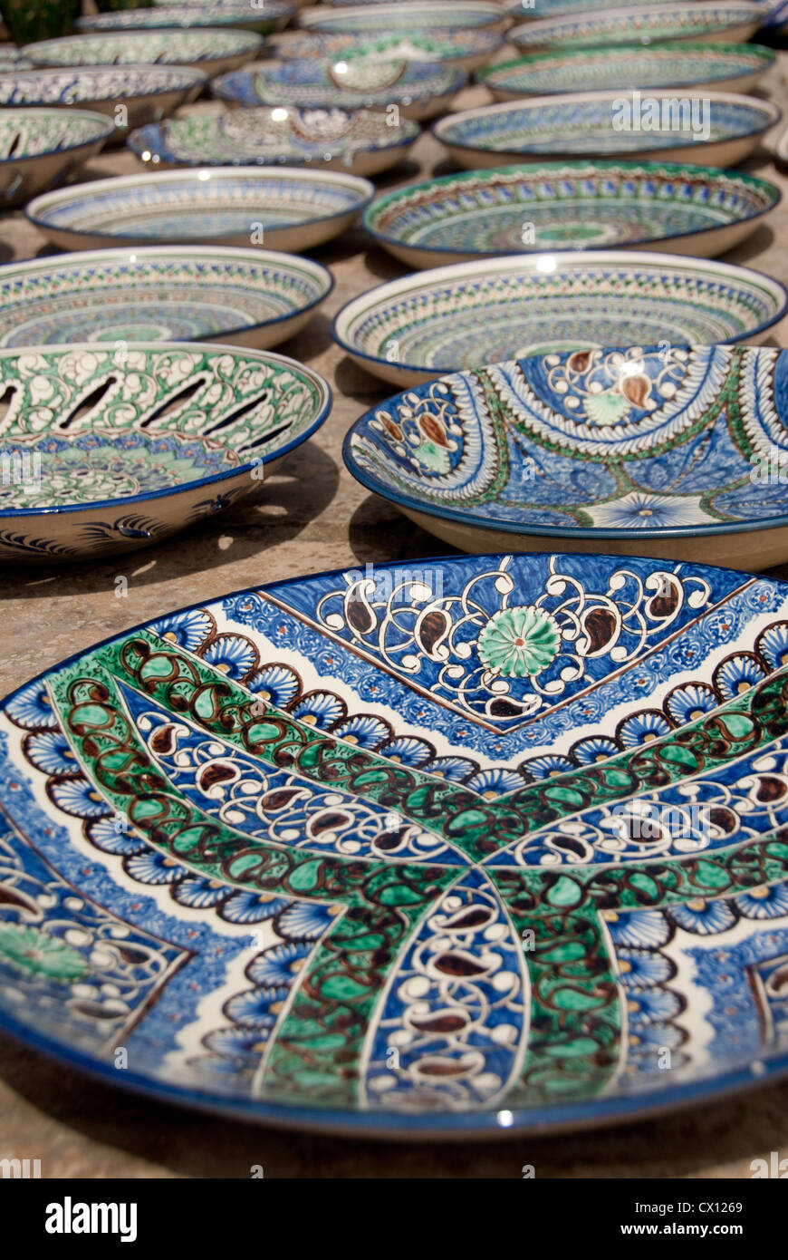 Display of ceramic plates, Samarkand, Uzbekistan Stock Photo - Alamy