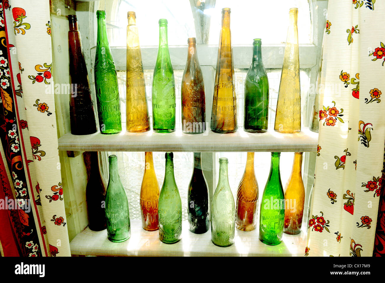 Retro vine bottle hi-res stock photography and images - Alamy