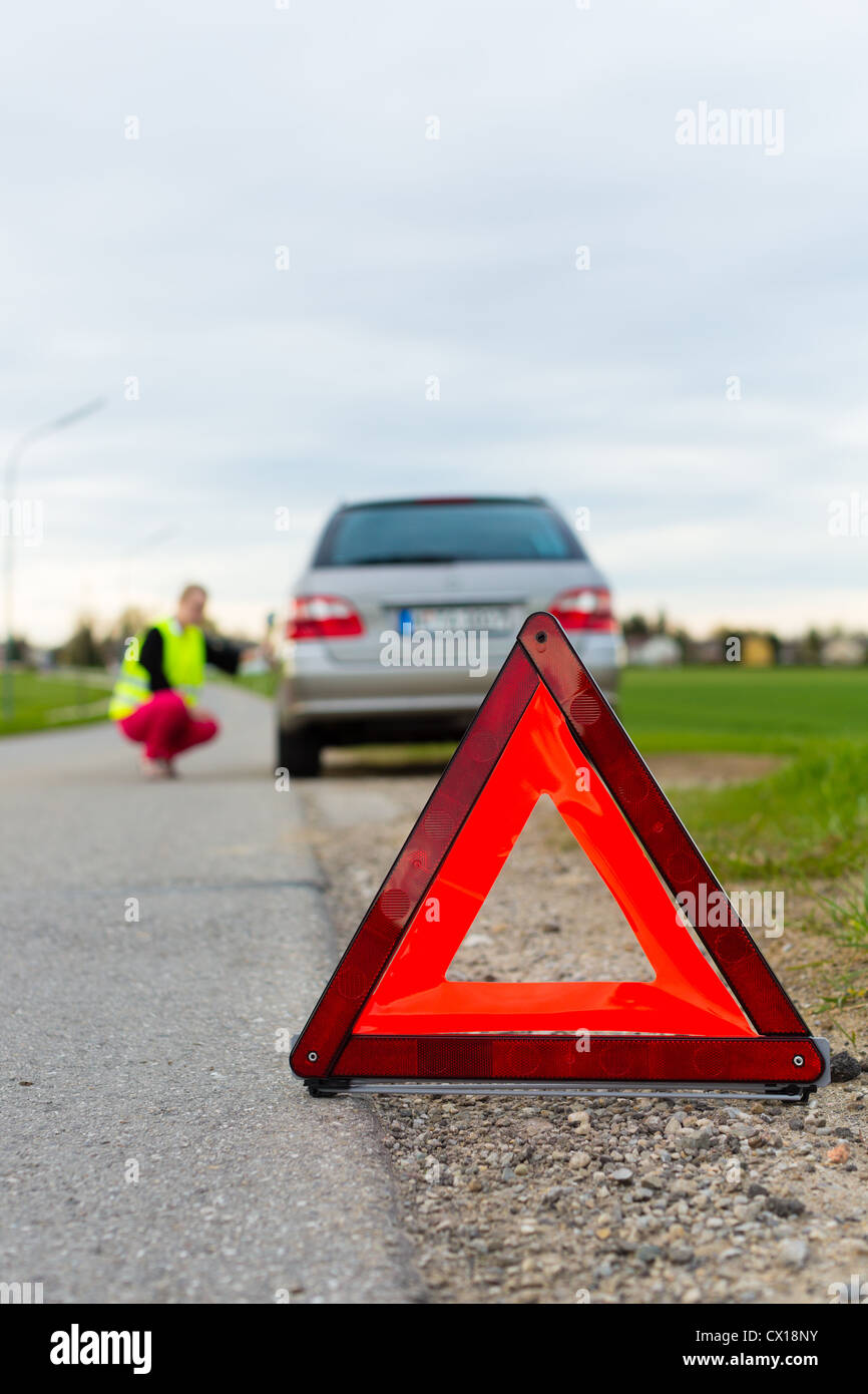 Accident warning triangle hi-res stock photography and images - Alamy