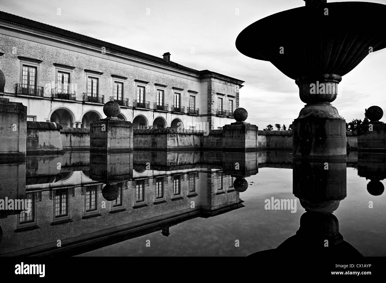 Building reflection water Black and White Stock Photos & Images - Alamy