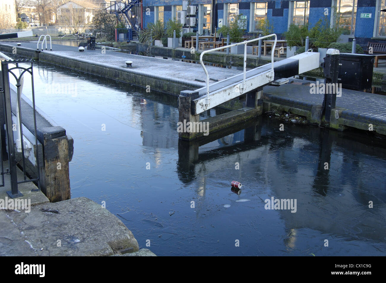 Canal at Camden Lock in London, England Stock Photo - Alamy