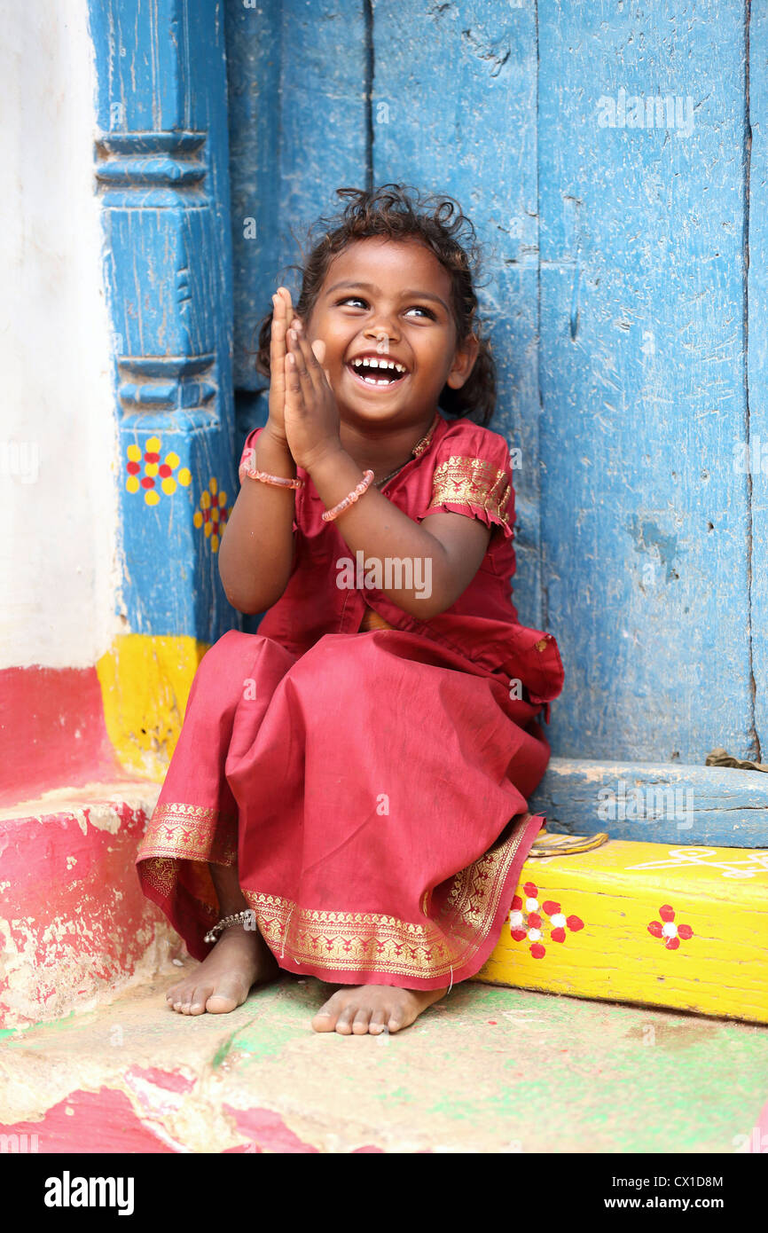 Indian children playing hand clapping hi-res stock photography and ...