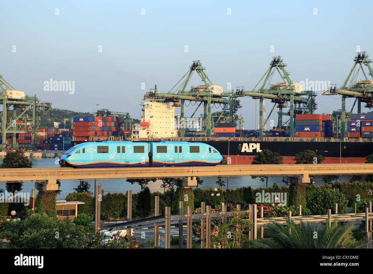 Sentosa Express Monorail at Harbourfront in Singapore Stock Photo - Alamy